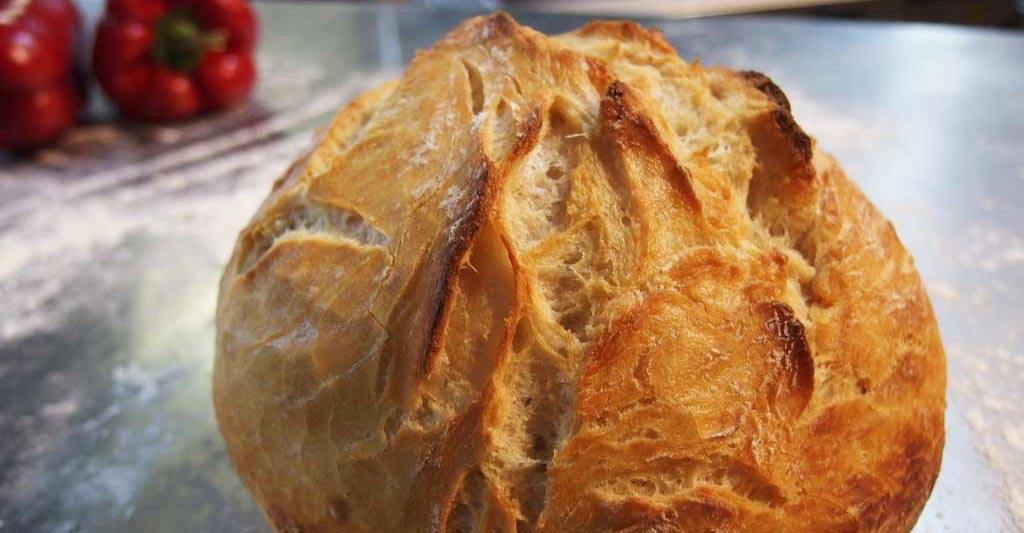 Homemade Bread Simplified: Simple Artisan and Two Hour Bread Recipes